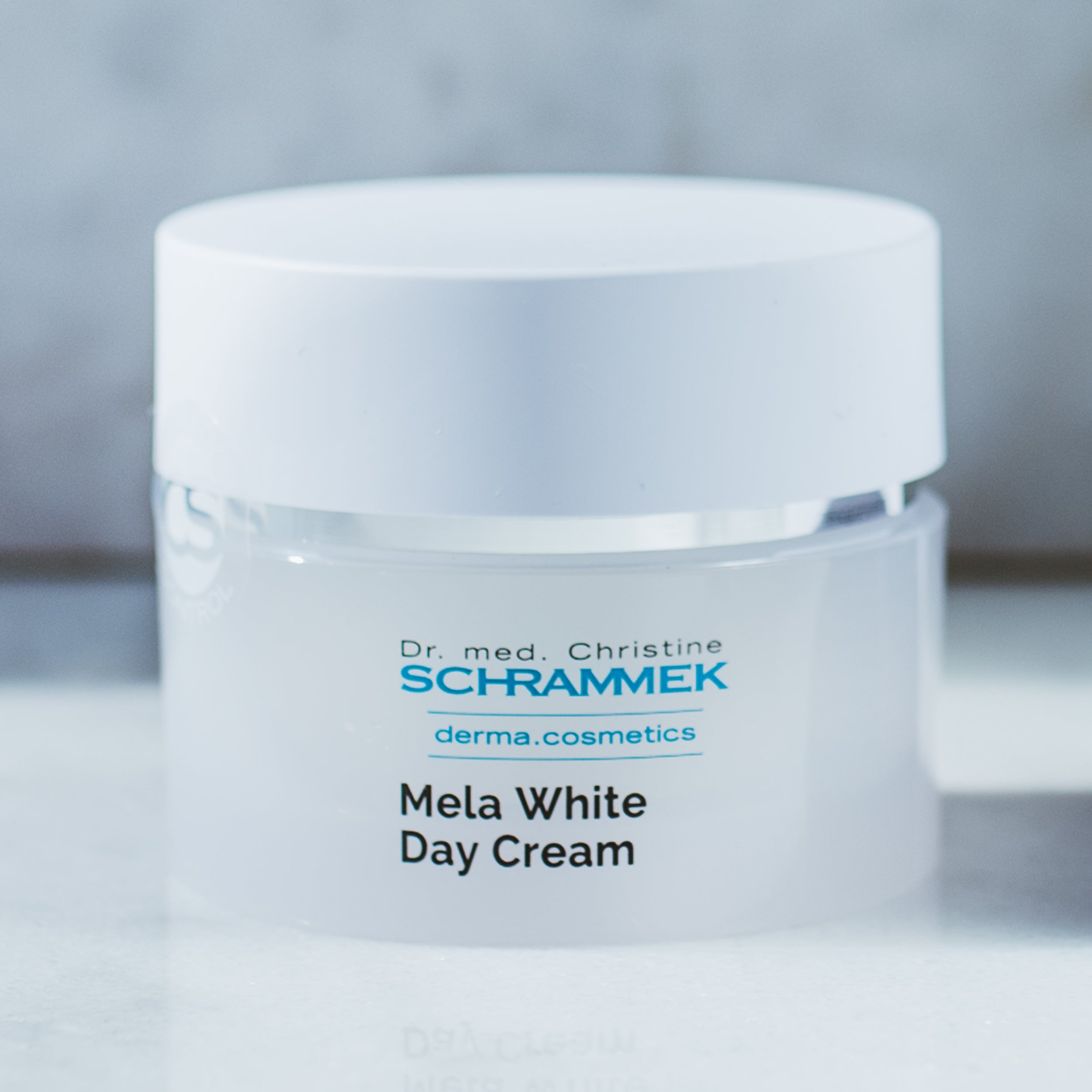 Mela White Day Cream– Gilla Salon and Spa